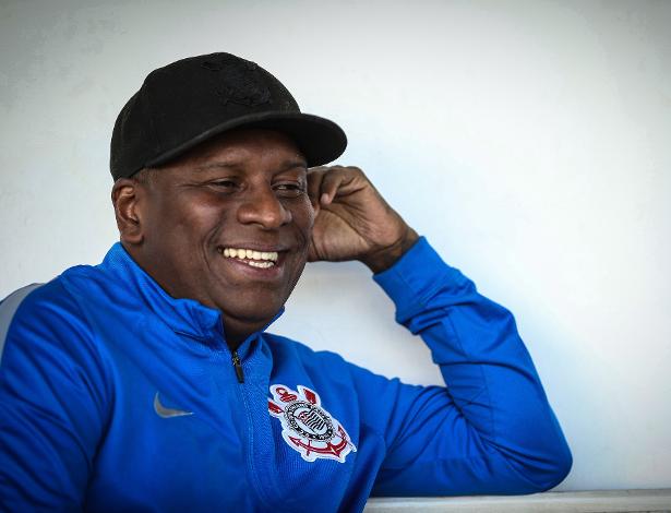 Resenha e futebol raiz: morre o ex-volante do Corinthians Gilmar Fubá