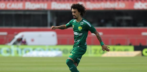 Valdivia reencontra Inter após 4 anos e se reinventa com volta à elite