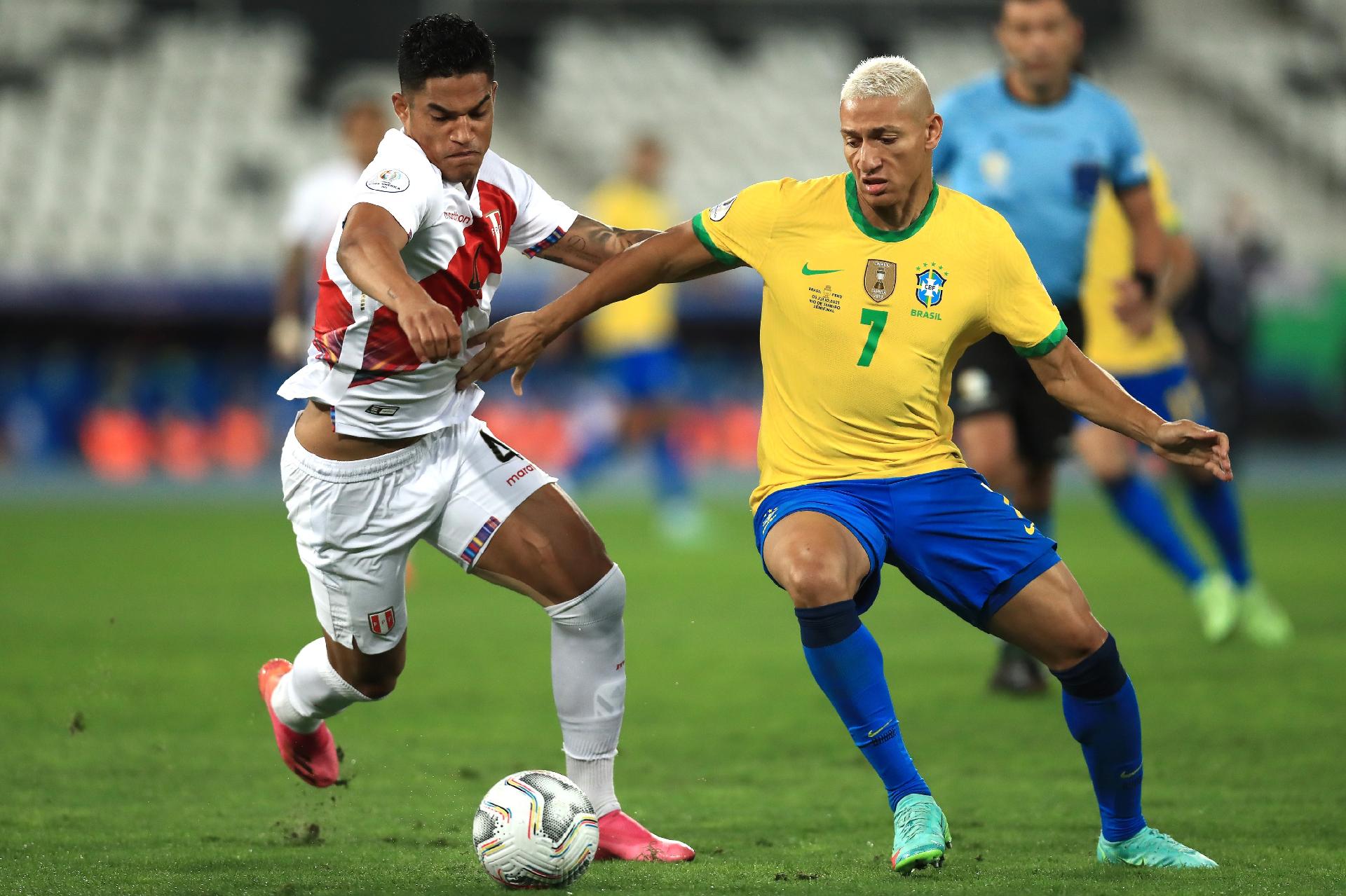 Brasil sobra no primeiro tempo, elimina Peru e vai à final da Copa ...