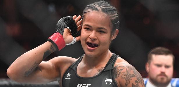 Brasileira quebra recorde no UFC 292 com nova vitória por finalização