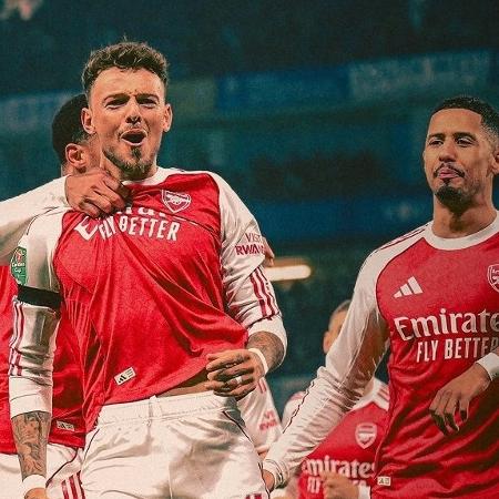 Arsenal bate Chelsea e encaminha vaga na final da Copa da Liga Inglesa