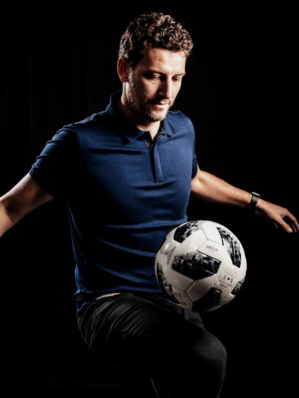 Elano fala sobre fase rebelde: "Eu comecei a beber com 20 anos e bebi ...