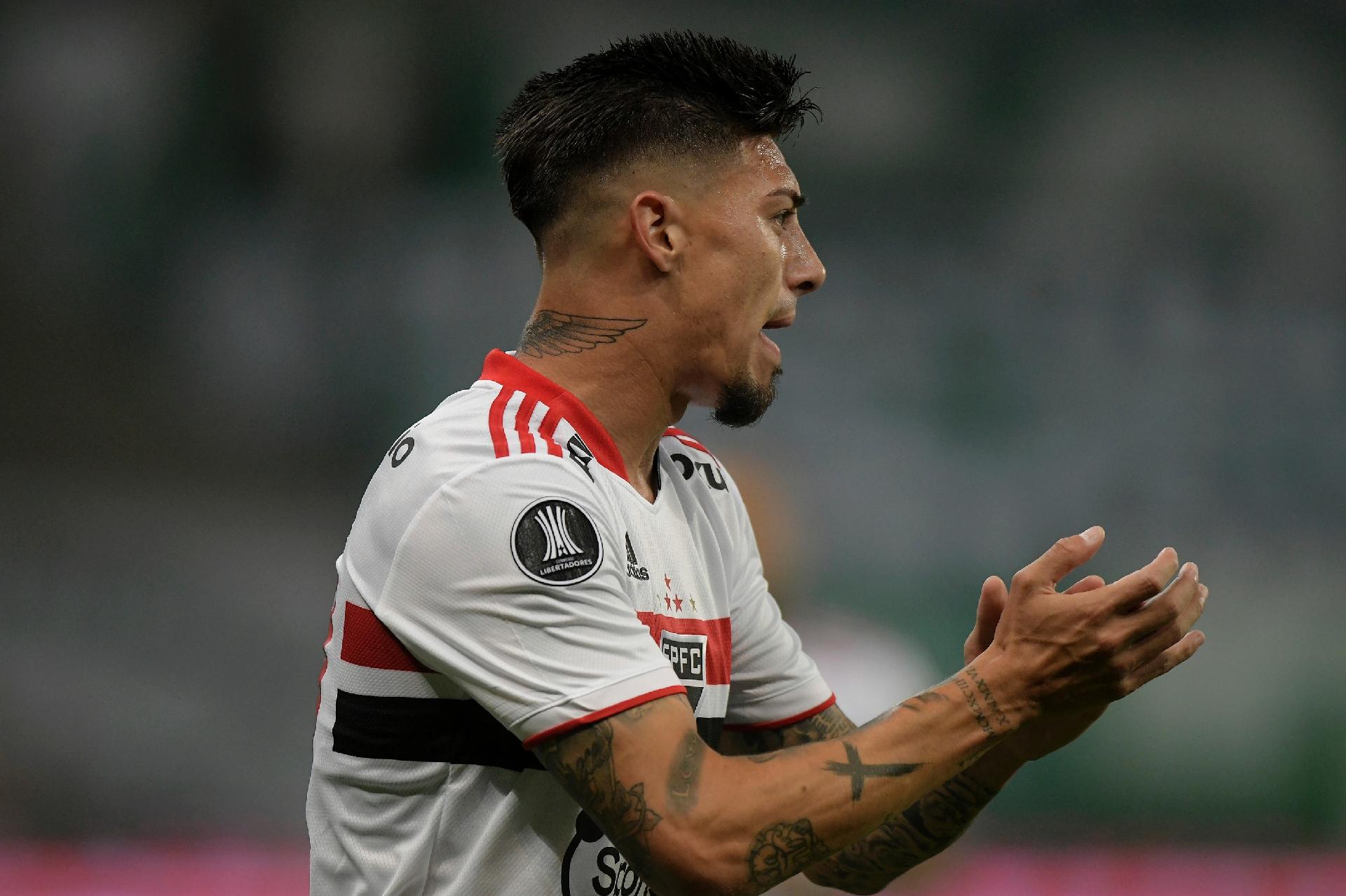 São Paulo: Rigoni lamenta chances desperdiçadas em derrota