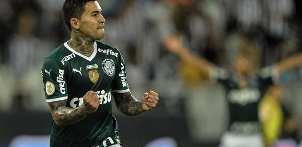 Menon: Palmeiras, imparável, desfila no Engenhão