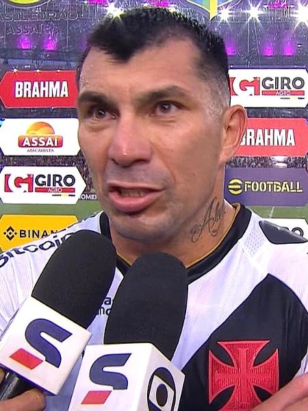 Medel explica sabor amargo por derrota do Vasco para o Flamengo