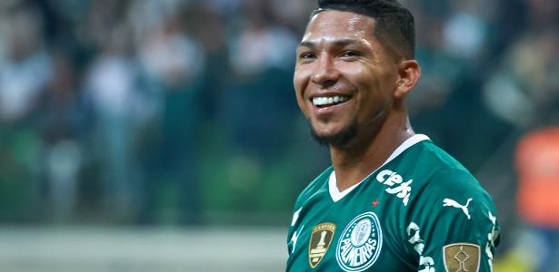 Rony supera sua melhor marca de gols no Brasileirão