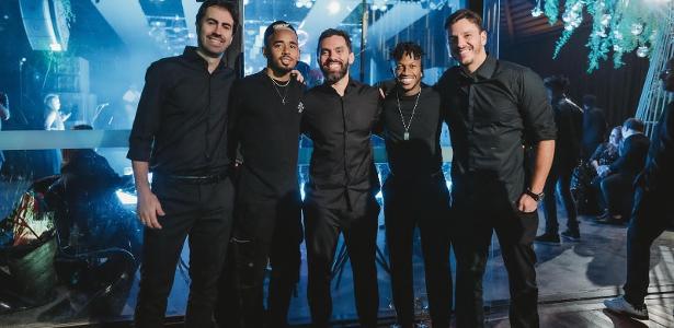 Fred troca de agente e fica próximo de sair do Manchester United