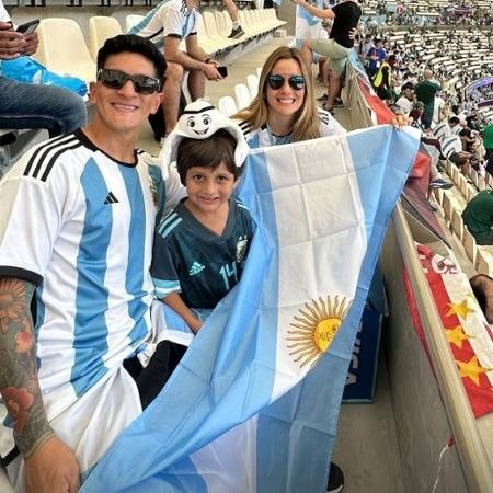 Copa 2022: Germán Cano e família vibram com a Argentina na semi