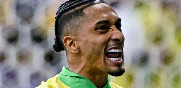 Raphinha 'pegou pilha' de Romário em polêmica? PVC e Hernan debatem