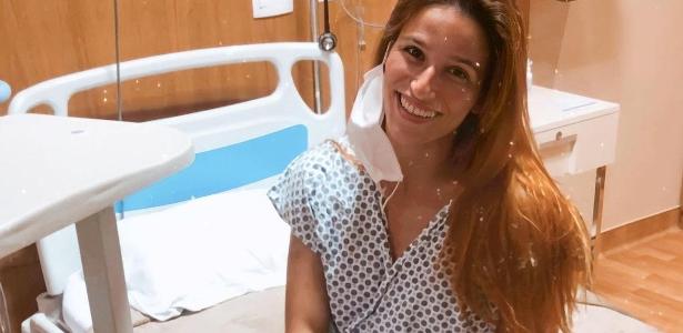 Jade Barbosa agradece apoio após cirurgia no joelho: 'Deu tudo certo'