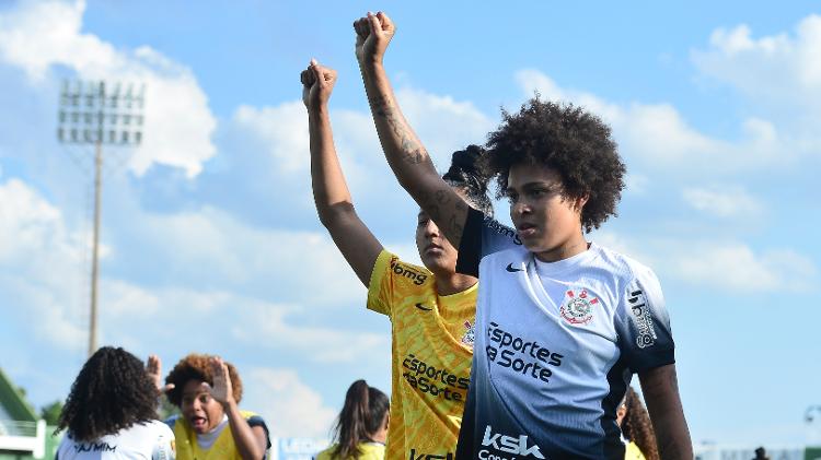 Palmeiras vence Corinthians e é campeão do Paulistão Feminino