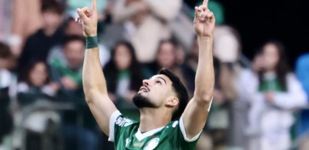 É pênalti! Para o Palmeiras!!!!!!!!