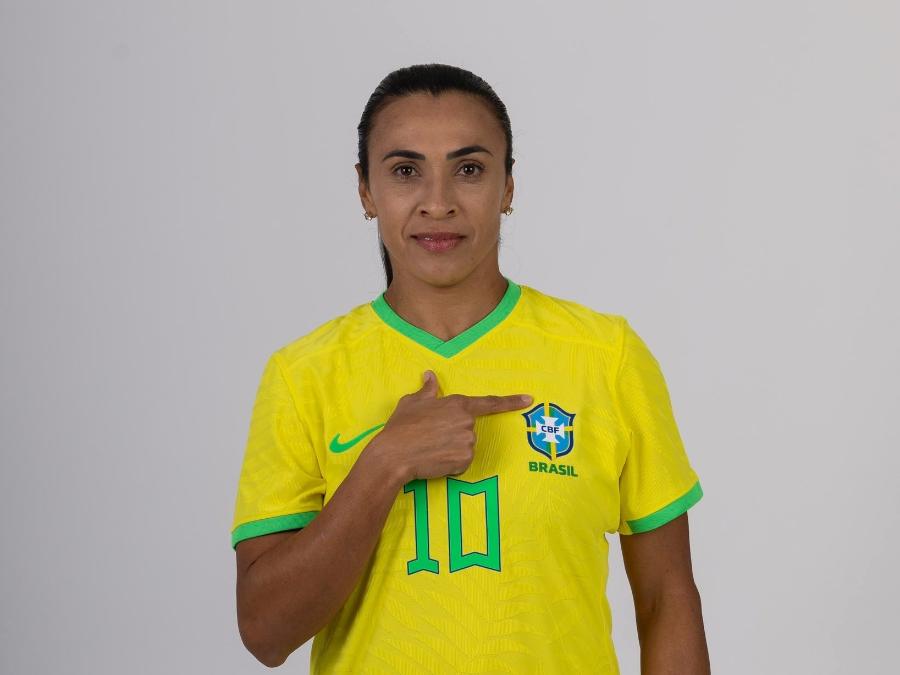 Salário da Marta: Relógio de Neymar vale quase um ano de salário da Marta