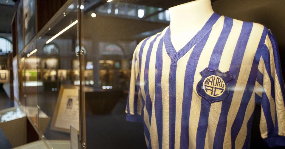 Pelé: na infância, o Rei quase se afogou por não saber nadar