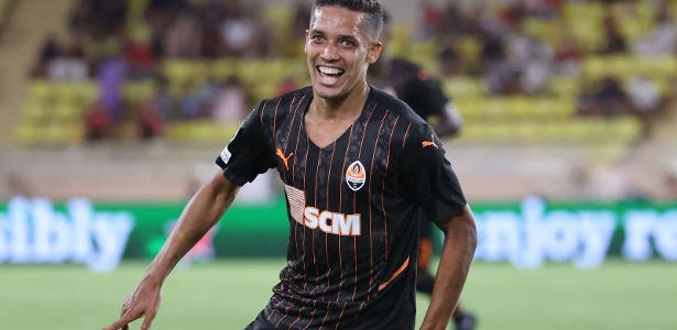 Pedrinho marca golaço e Shakhtar vence Monaco na elminatória da ...