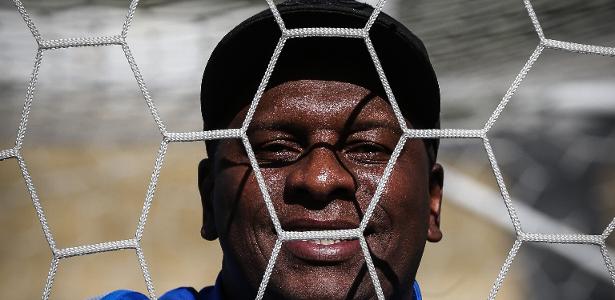 Morre Gilmar Fubá, ex-volante campeão mundial com o Corinthians - 15/03 ...