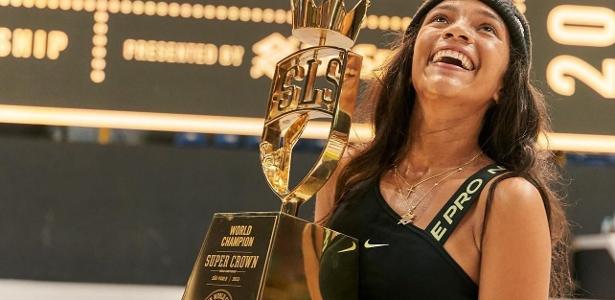 Rayssa Leal se torna primeira brasileira embaixadora da Louis Vuitton