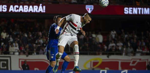 Dória rescinde contrato com São Paulo após receber ameaças nas redes