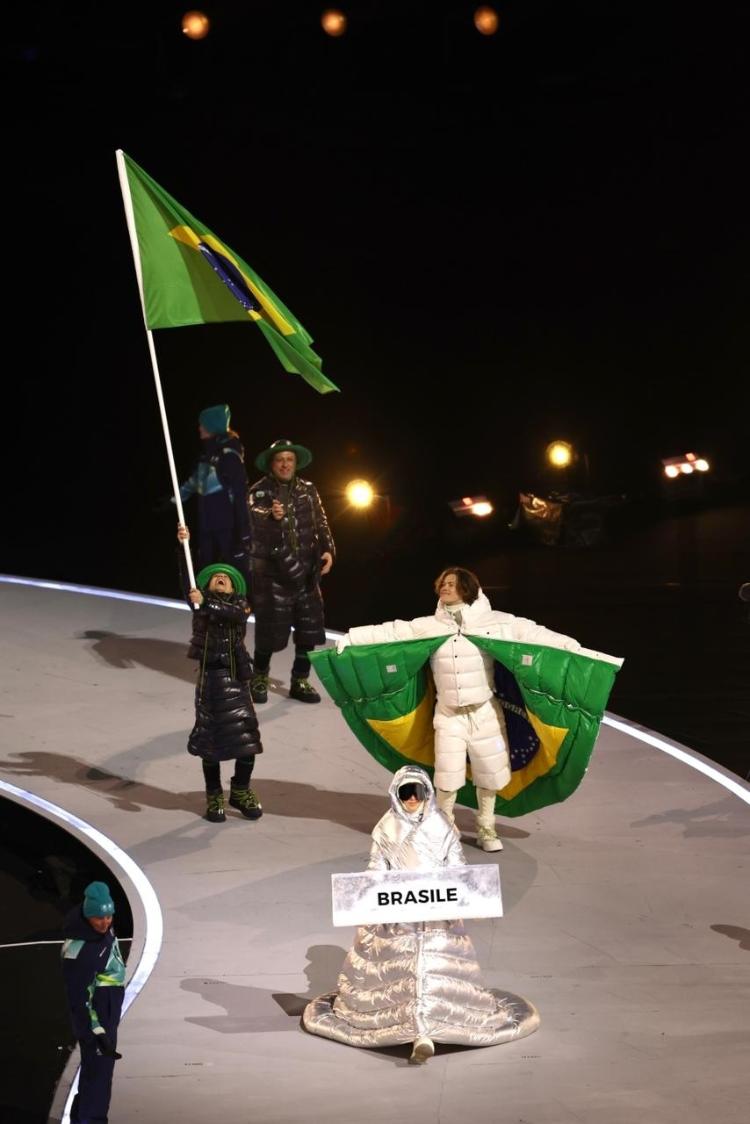 Jogos de Inverno: Lucas Pinheiro é ouro, e Brasil conquista 1ª medalha