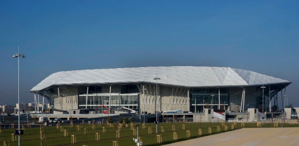 Fotos: Grand Stade, o novo estádio do Lyon - 08/01/2016 - UOL Esporte