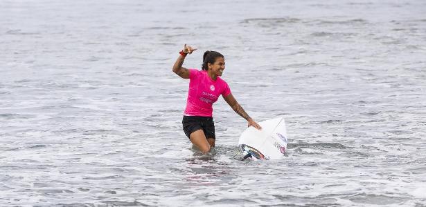 Brasileira Silvana Lima conquista etapa na Califórnia do Mundial de ...
