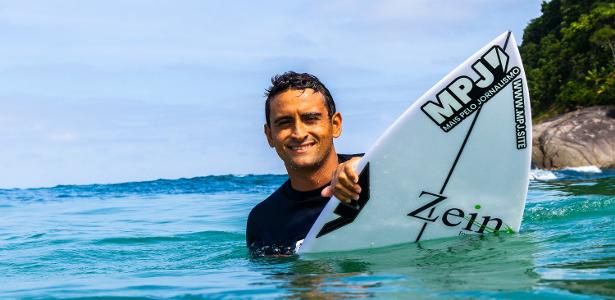 Surfe: Igor Moraes busca elite apoiado por projeto contra fake news