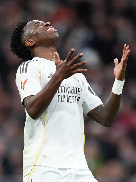 Vaia e ambiente podem travar renovação de Vini Jr com Real, diz jornal