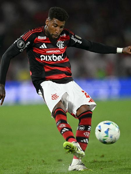 Flamengo confirma lesão de Royal e pode ter retornos contra o Inter