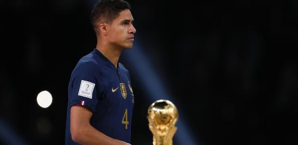 Campeão da Copa e ex-Real, Varane se aposentadoria aos 31 anos