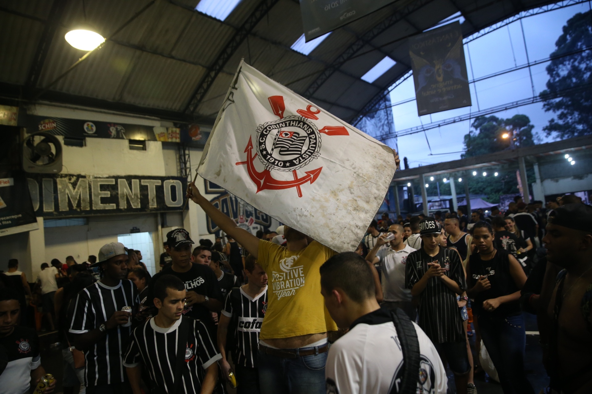 Fotos: A festa do Corinthians com o título brasileiro - 20/11/2015 ...