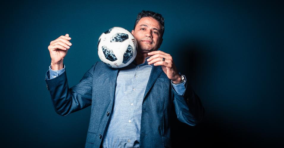 William Capita largou os gramados e foi ajudar atletas no mercado ...