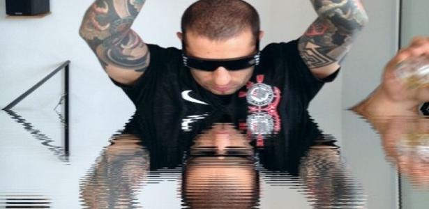 Badauí, do CPM22, vibra com novo Corinthians e apoia manutenção de ...