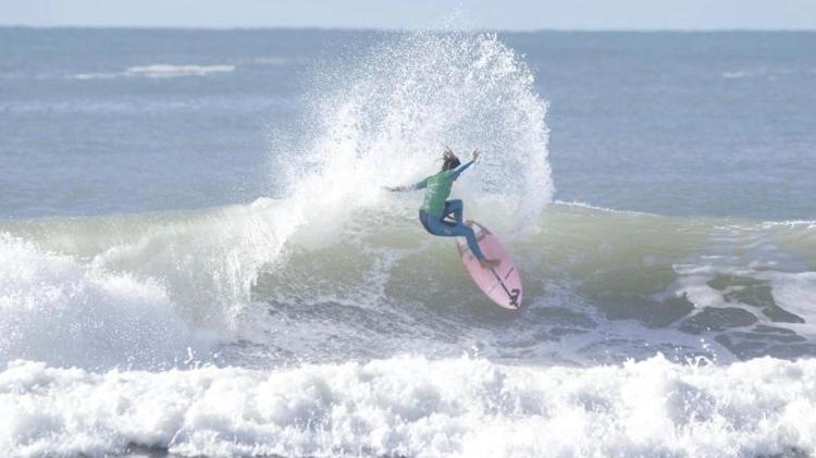 Com Lucas Silveira e Alejo, Brasil fatura 2 títulos da WSL neste sábado ...