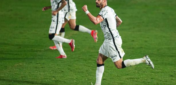 Perrone: Renato Augusto vira principal jogador do Corinthians de ...