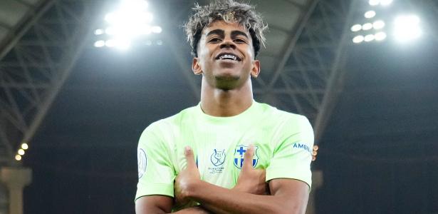 Bola de Ouro: Yamal é o melhor sub-21 do mundo; Estêvão fica em quarto