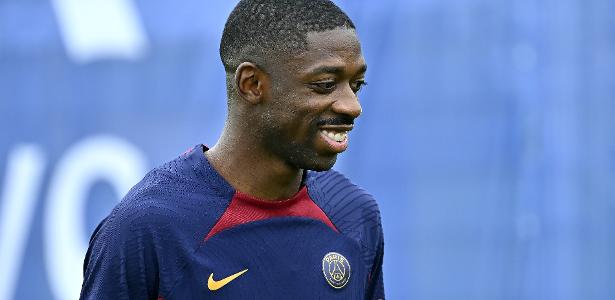PSG anuncia a contratação de Dembélé com vínculo até 2028