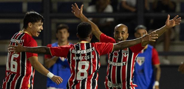 São Paulo: Crespo relaciona, e Lucas vai para o clássico no sintético