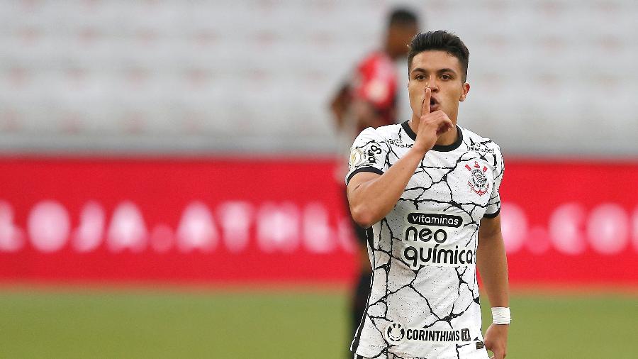 Roni exalta coletivo e diz que Corinthians briga por topo da tabela