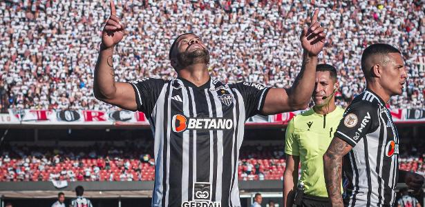Hulk brinca sobre velocidade de chute em gol do Atlético-MG: