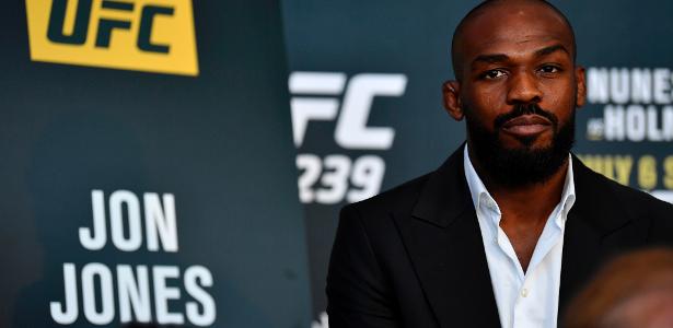 Jon Jones reage a Ngannou vs Gane e debocha da atuação dos pesos ...