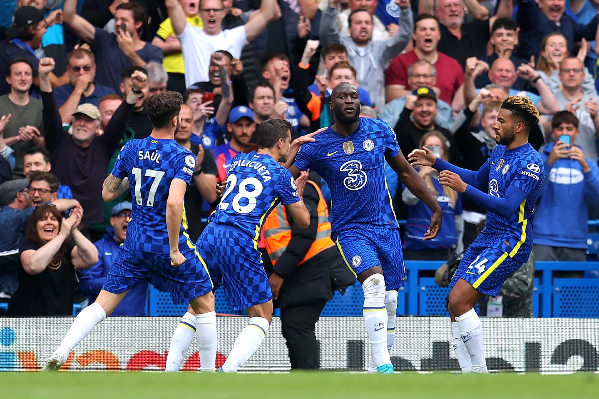 Chelsea leva empate no último lance aos olhos do novo dono