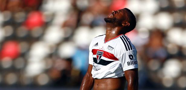 São Paulo: Rogério Ceni extrapola funções ao barrar Luan?