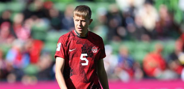 Amara Moira sobre Quinn: 'Transformação radical no futebol'