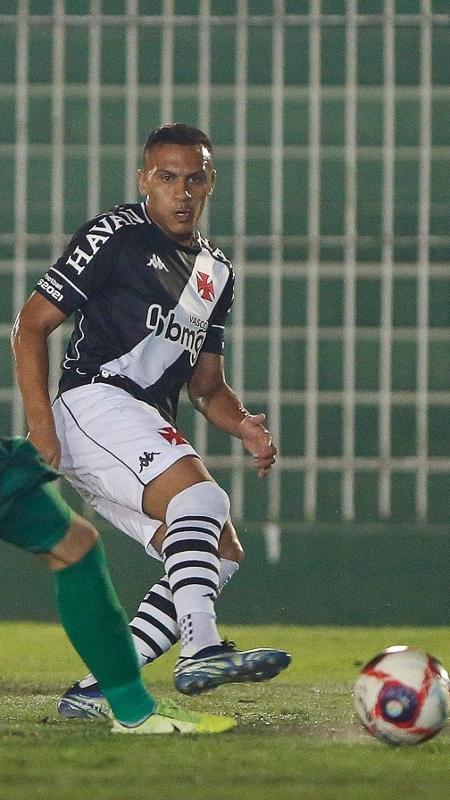 Jabá exalta história do Vasco após depoimento tocante no Corinthians