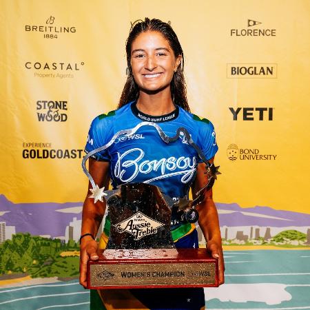 Quem é Luana Silva, surfista que coloca o Brasil no topo do Mundial