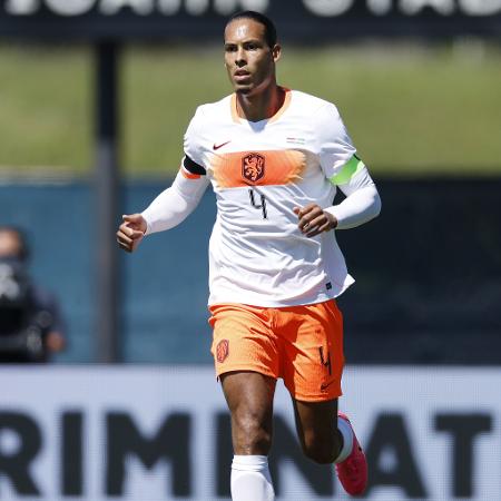 Van Dijk lamenta corte de Timber: 'Um dos melhores jogadores da Premier ...