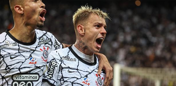 Róger Guedes marca no último lance, e Corinthians vence a Chapecoense ...