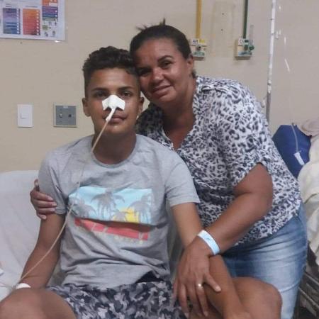 Meia da Chape sobreviveu a tiro na cara e lembra: 'Ficou mais difícil'