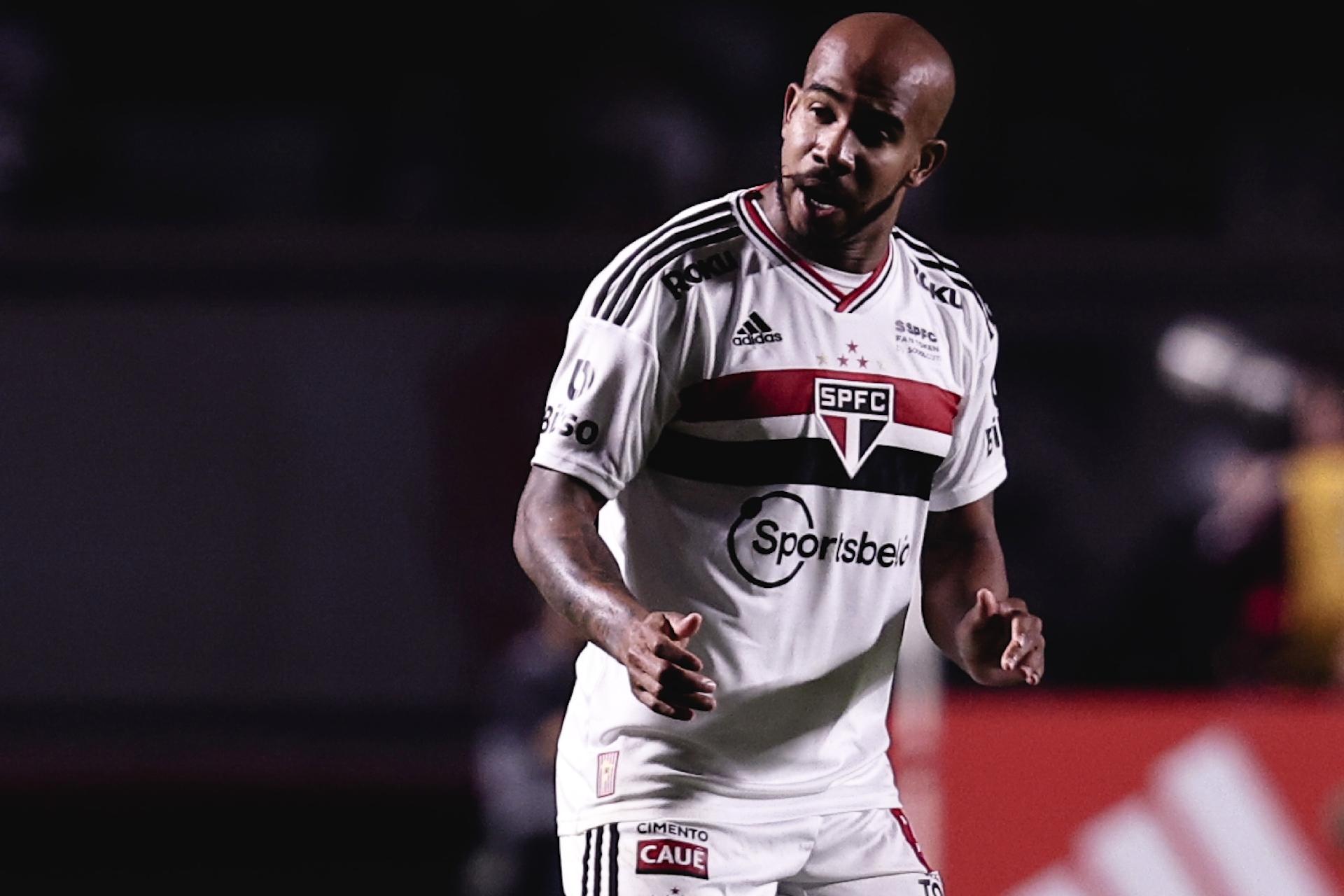 São Paulo supera trauma, vence Palmeiras nas oitavas da Copa do Brasil