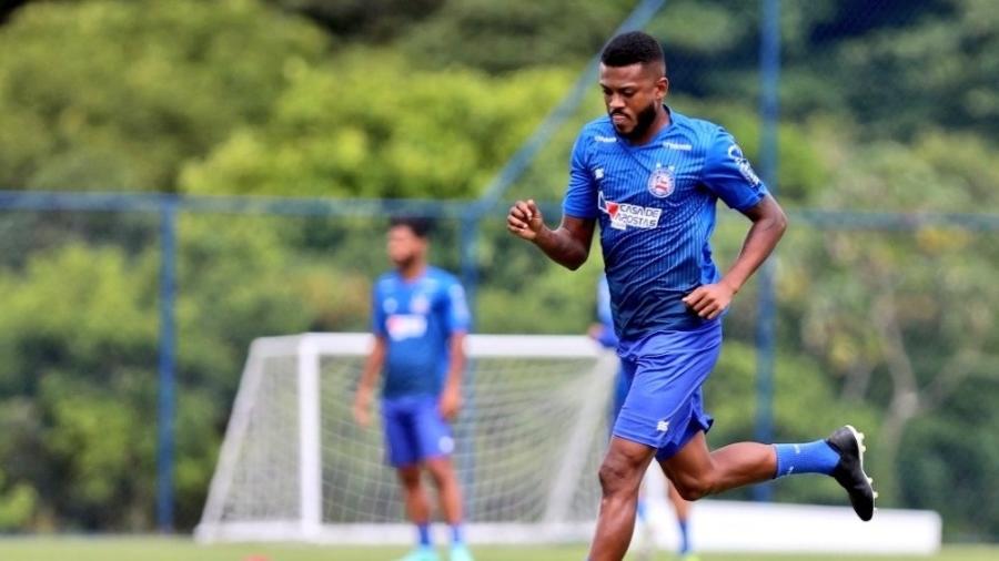 Uma semana após ataque a ônibus, Marcelo Cirino decide deixar o Bahia
